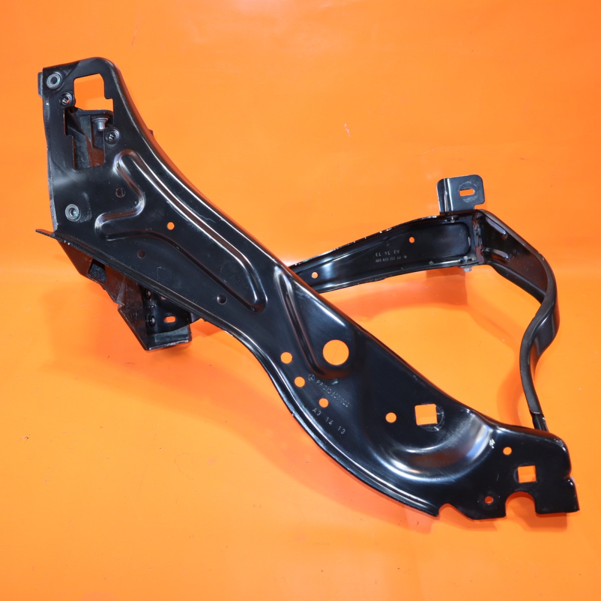 MERCEDES BENZ CLS63 HEADLIGHT SUPPORT BRACKET RIGHT 2012 2013 2014 ...