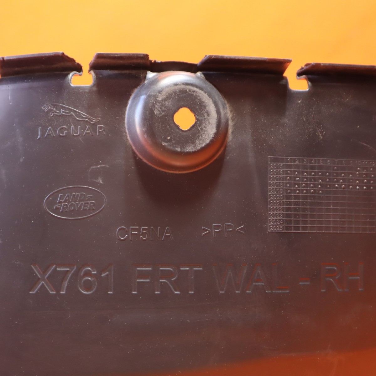 JAGUAR F-PACE FENDER LINER RIGHT FRONT 2016 2017 2018 2019 2020 HK83 ...