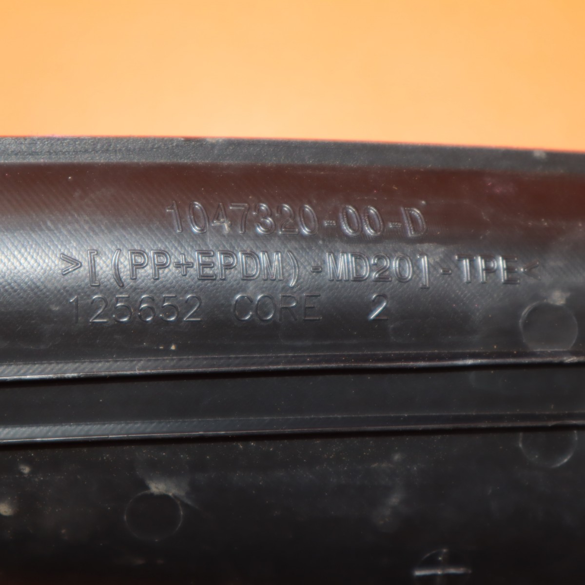 TESLA MODEL X LIFT GATE TROUGH TRIM LEFT 2016 2017 2018 2019 2020 ...