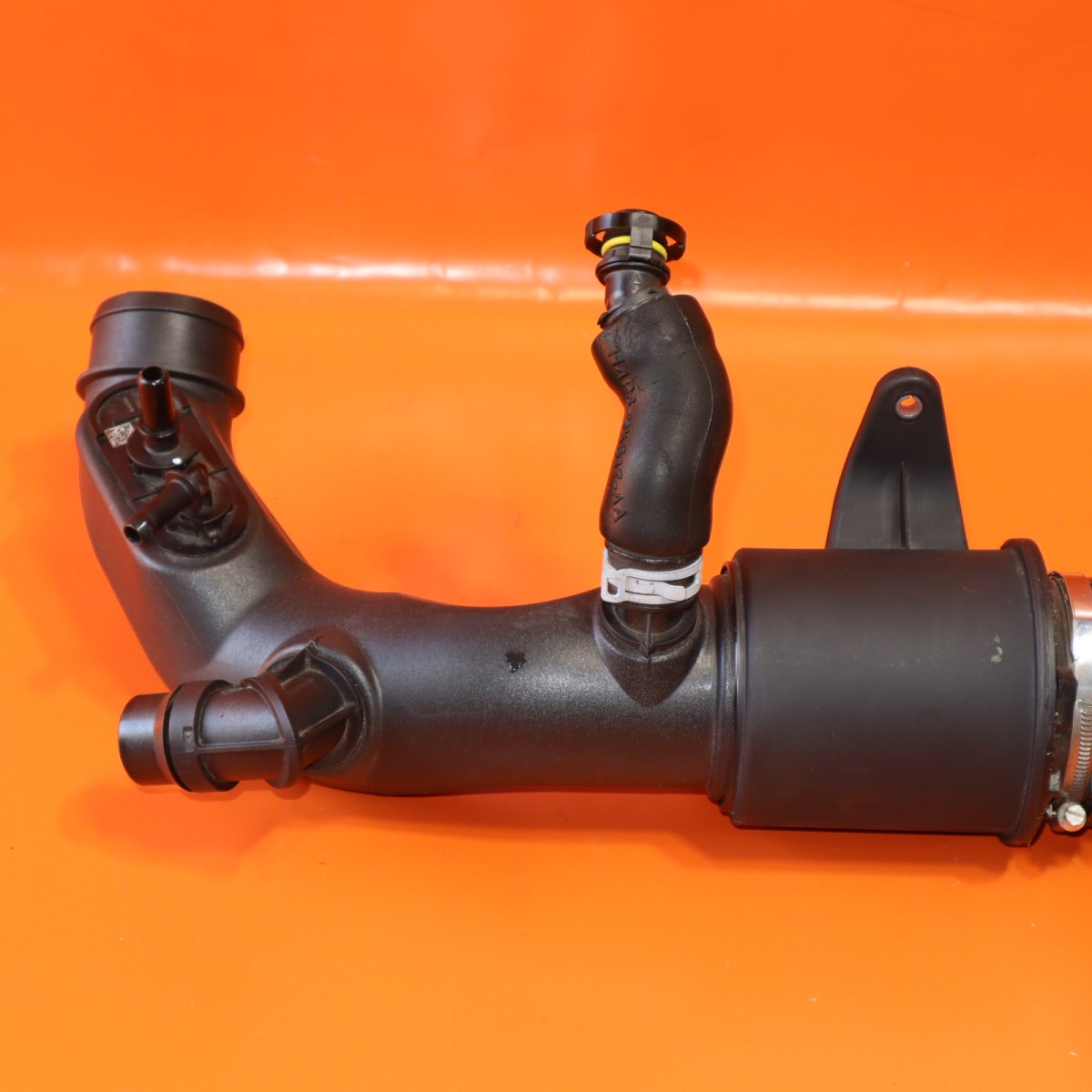 JAGUAR F-PACE TURBOCHARGER TUBE 2018 2019 2020 HX73-9C623-BB OEM