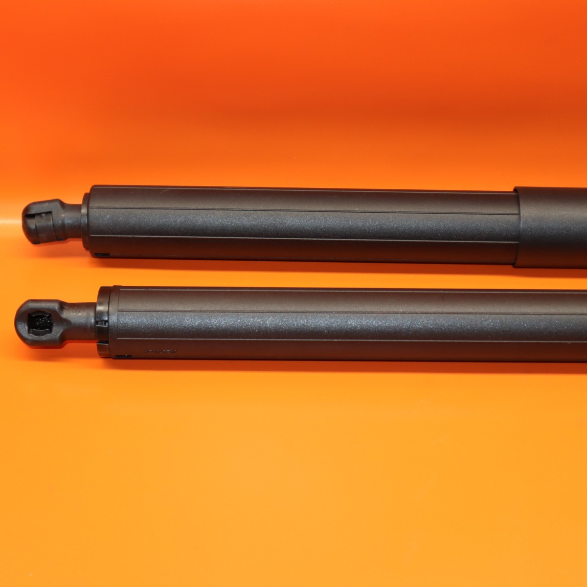 TESLA MODEL Y LIFT GATE STRUT SHOCK LEFT DRIVER 2020 2021 2022 1500601-00-A