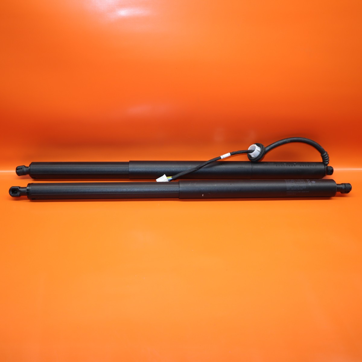 TESLA MODEL Y LIFT GATE STRUT SHOCK LEFT DRIVER 2020 2021 2022 1500601-00-A