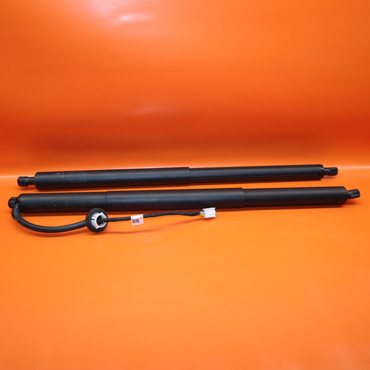 TESLA MODEL Y LIFT GATE STRUT SHOCK LEFT DRIVER 2020 2021 2022 1500601-00-A