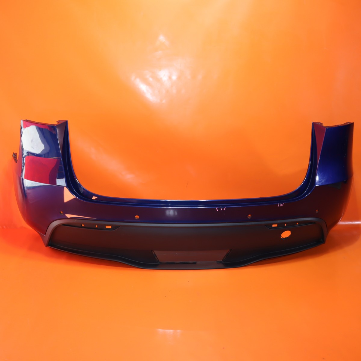 TESLA MODEL Y REAR BUMPER 2020 2021 2022 1494005-00-A OEM