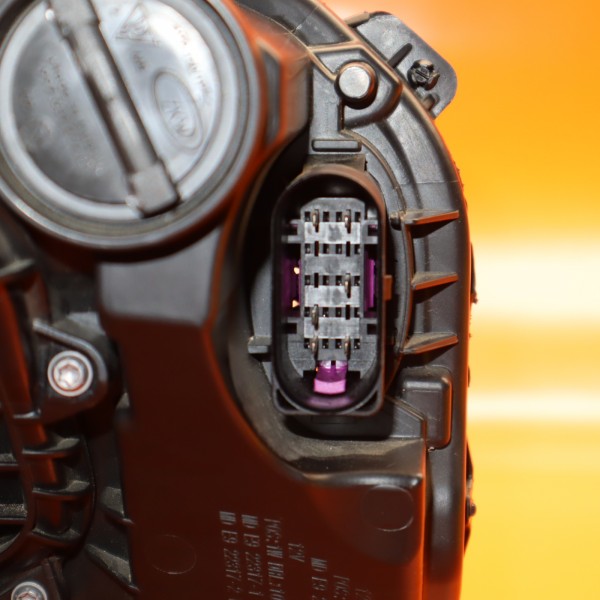 PORSCHE TAYCAN HEADLIGHT RIGHT PASSENGER MATRIX LED 2020 2021 2020 ...