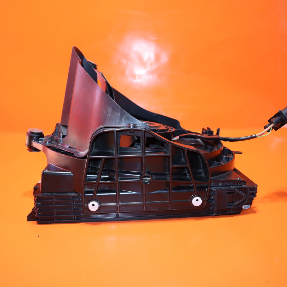 PORSCHE TAYCAN AC CONDENSER COOLING FAN RIGHT 2019 2020 2021 2022 ...