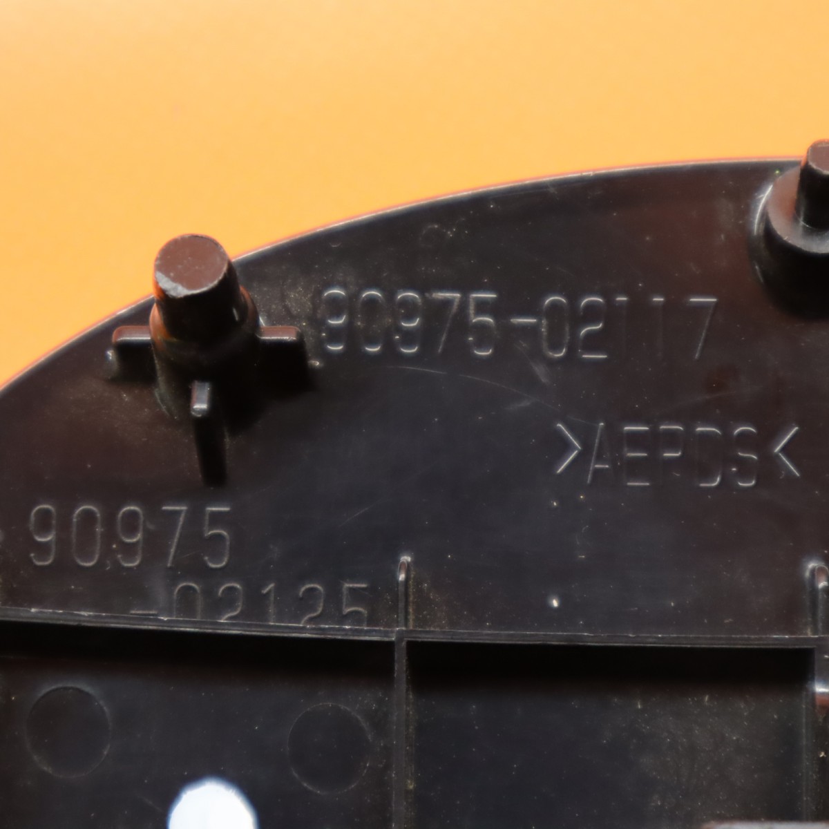 LEXUS CT200 GRILLE EMBLEM 2013 2014 2015 2016 2017 90975-02117 RX350 ...