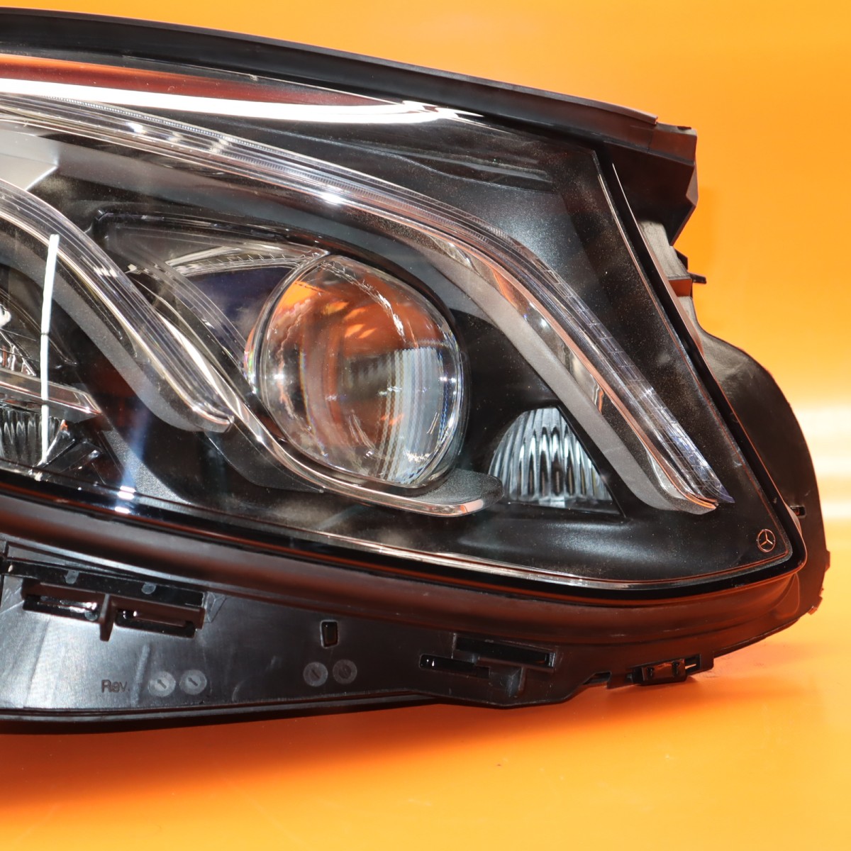 MERCEDES BENZ E300 HEADLIGHT RIGHT 2017 2018 2019 2020 A2139069804KZ OEM