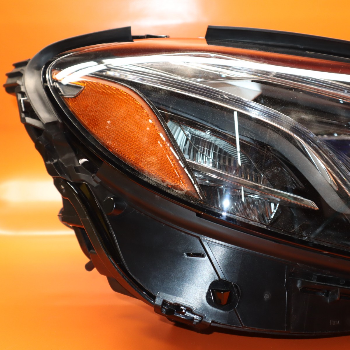 MERCEDES BENZ E300 HEADLIGHT RIGHT 2017 2018 2019 2020 A2139069804KZ OEM