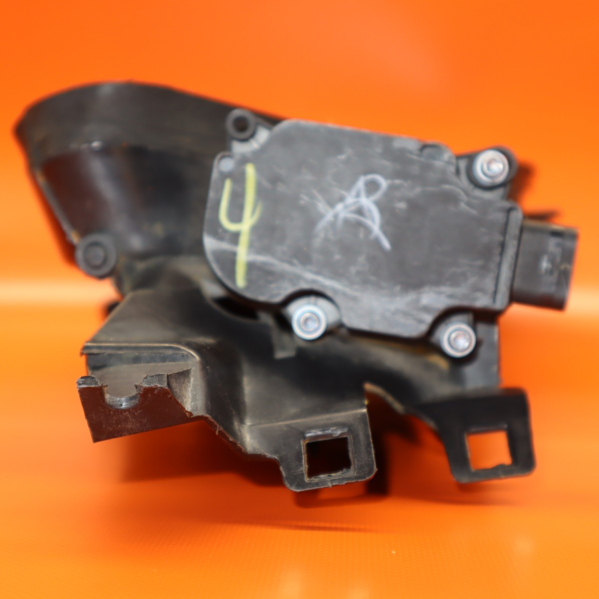 TESLA MODEL S ACTIVE LOUVER LEFT DRIVER 2016 2017 2018 2019 2020 ...