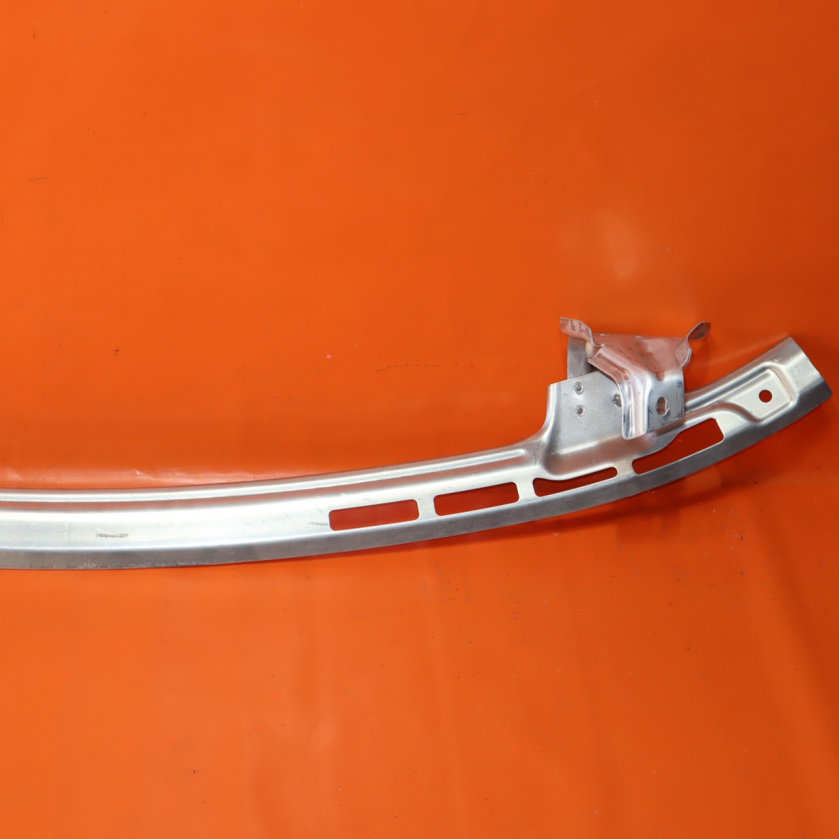 TESLA MODEL Y LOWER REINFORCEMENT FRONT BAR 2020 2021 2022 1505433-00-A OEM