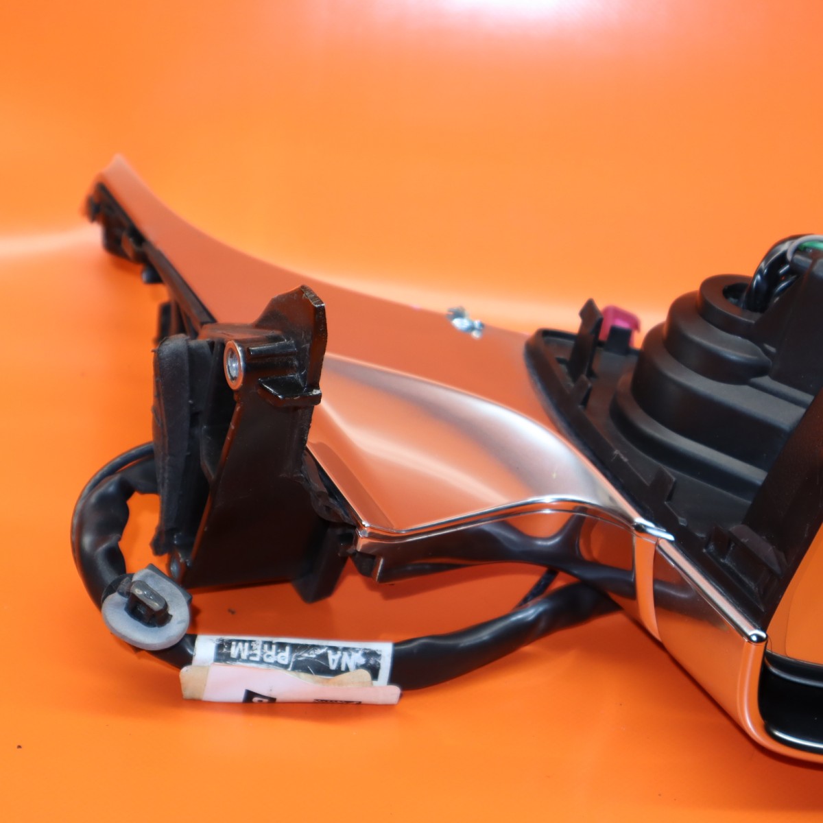 TESLA MODEL 3 MIRROR RIGHT PASSENGER 2017 2018 2019 2020 1110778-00-A OEM