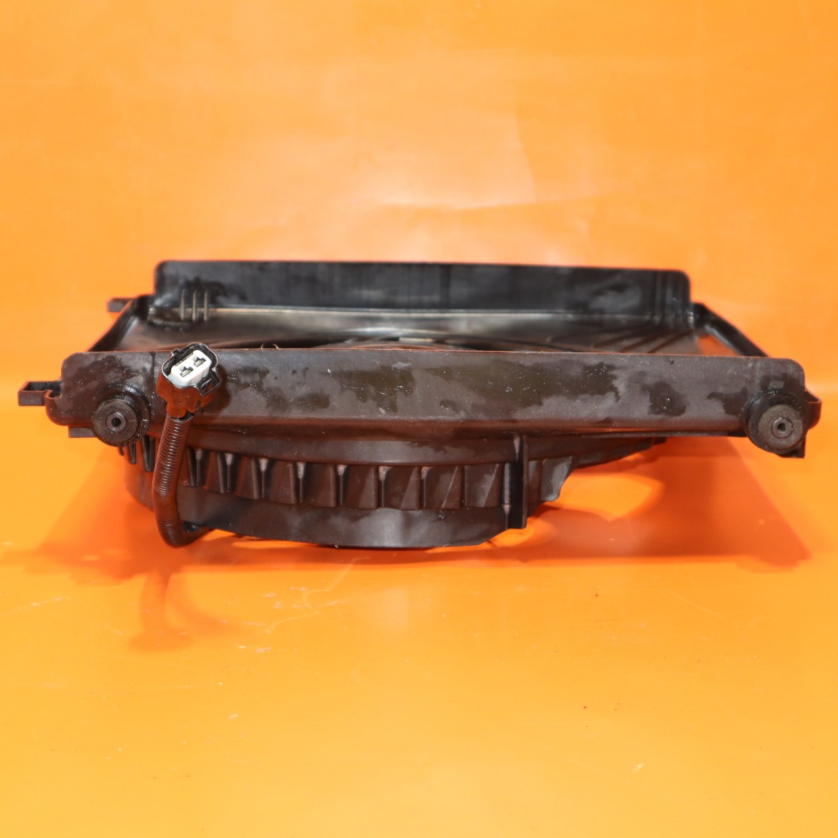 TESLA MODEL S COOLING FAN LEFT 2016 2017 2018 2019 2020 6007352-00-F OEM