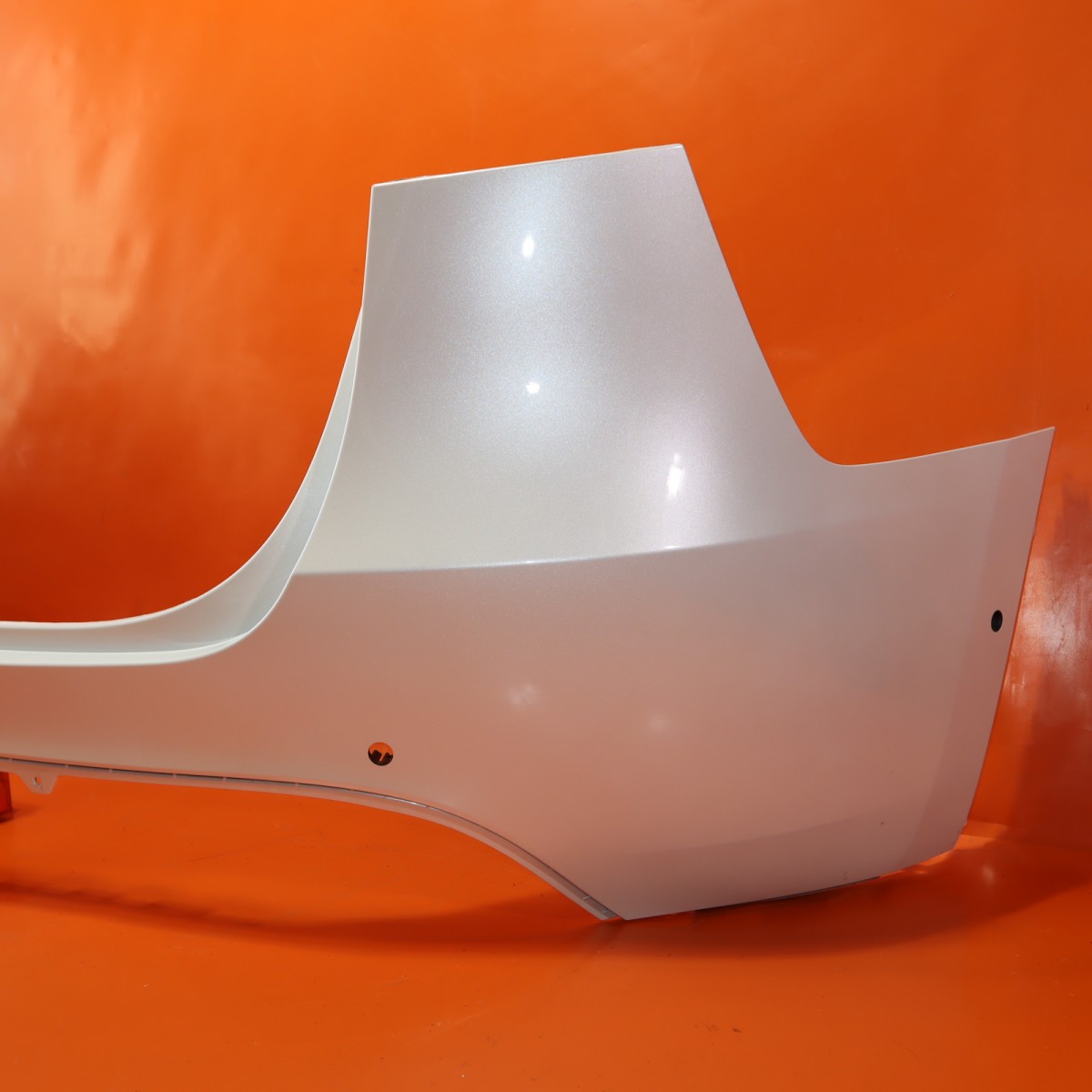 TESLA MODEL Y REAR BUMPER 2020 2021 2022 2023 1540120-01-A OEM