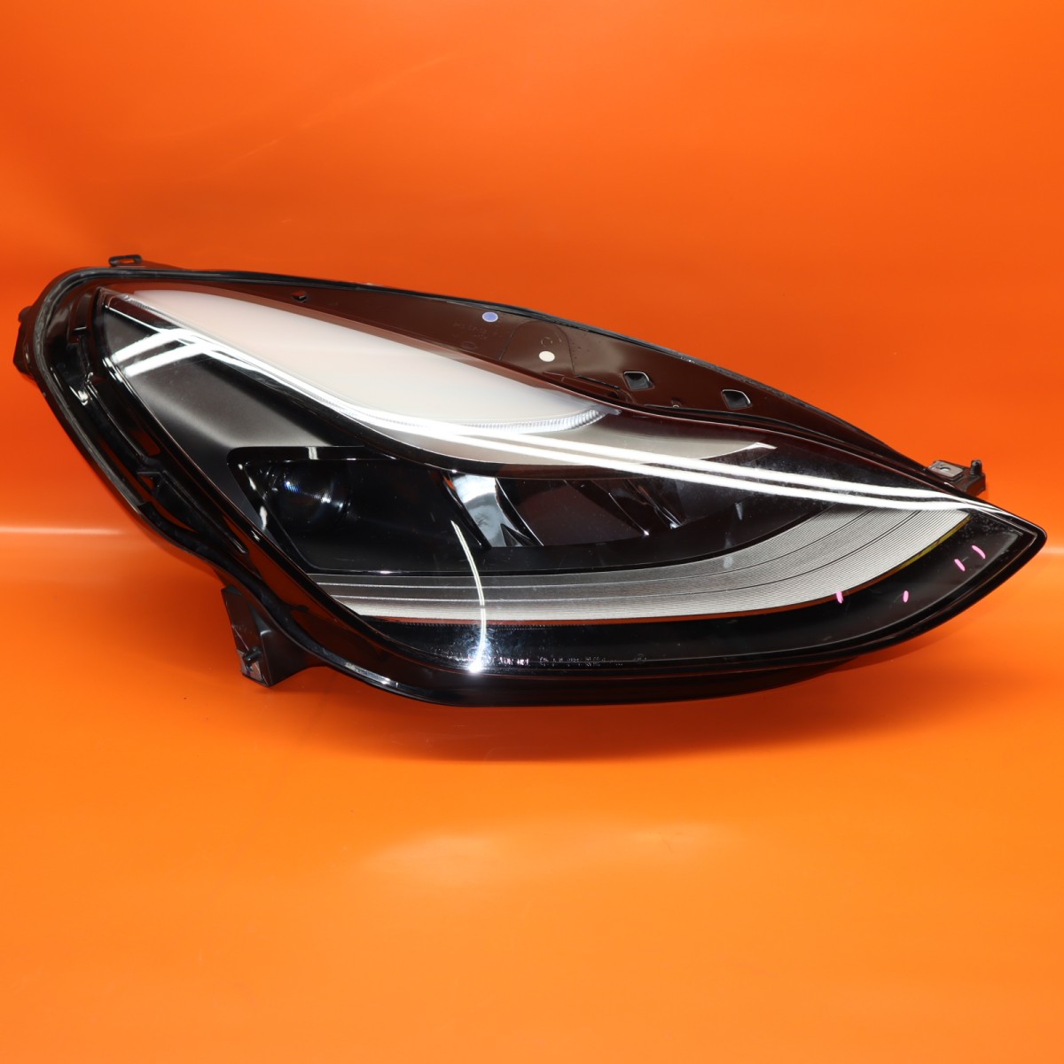 TESLA MODEL 3 HEADLIGHT RIGHT PASSENGER 2021 2022 2023 LED 1514953-00-C OEM