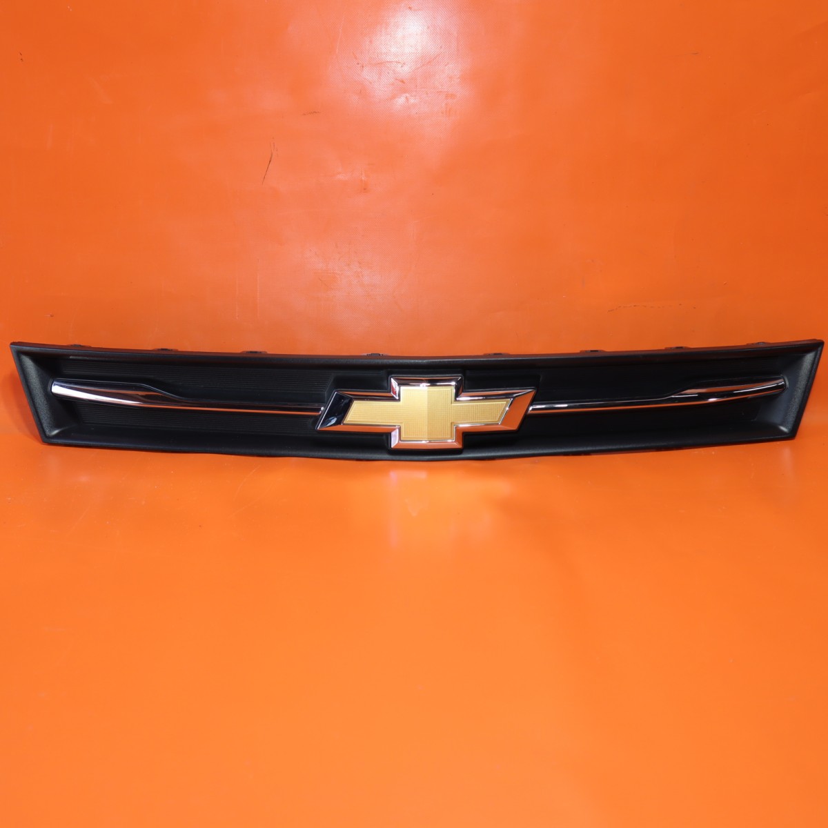 CHEVROLET CHEVY TRAX GRILLE UPPER 2017 2018 2019 2020 2021 42504846 OEM