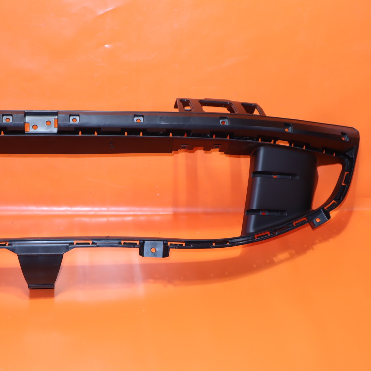 FERRARI PORTOFINO GRILLE FRAME 2018 2019 2020 2021 089140700 OEM