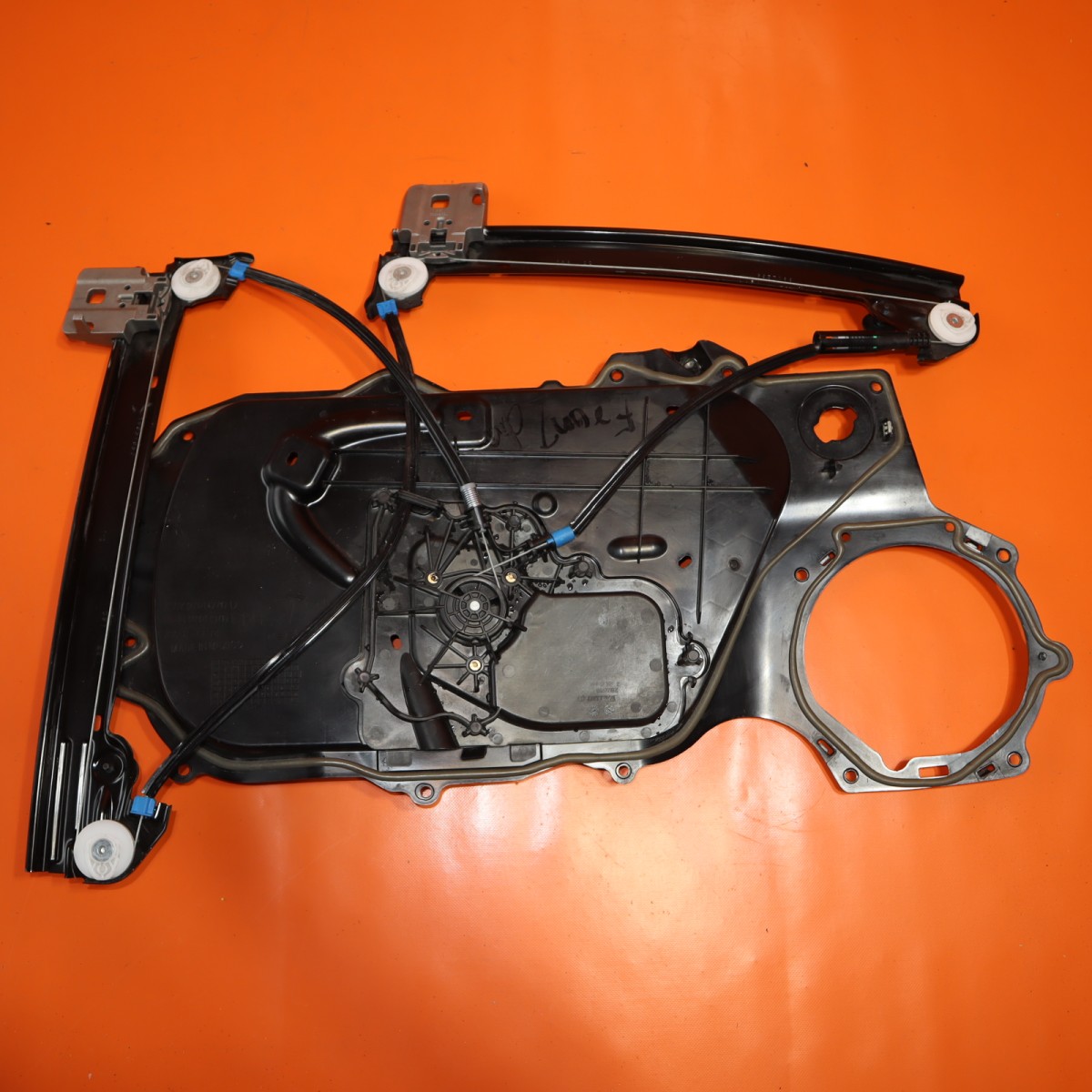 TESLA MODEL 3 WINDOW REGULATOR RIGHT FRONT 2017 2018 2019 2020 1096621-00-L