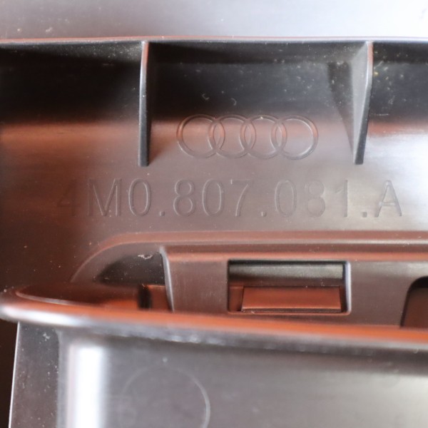 AUDI Q7 SIGHT SHIELD COVER FRONT 2020 2021 2022 2023 4M0807081A SQ7 OEM