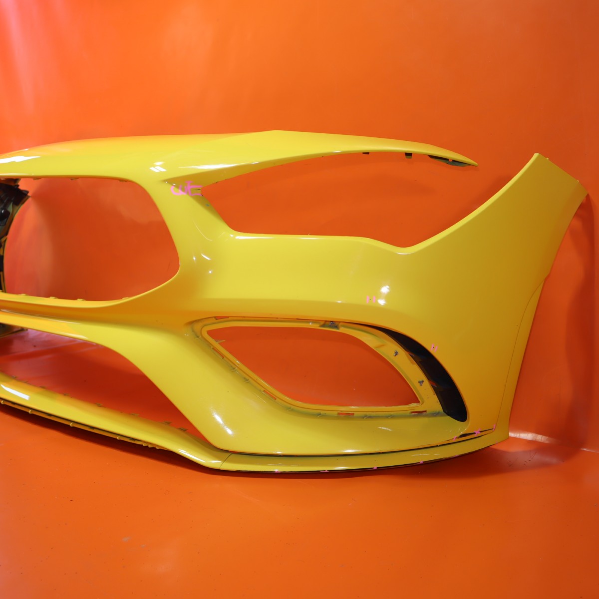 MERCEDES CLA250 FRONT BUMPER 2019 2020 2021 AMG A118 885 3901 OEM