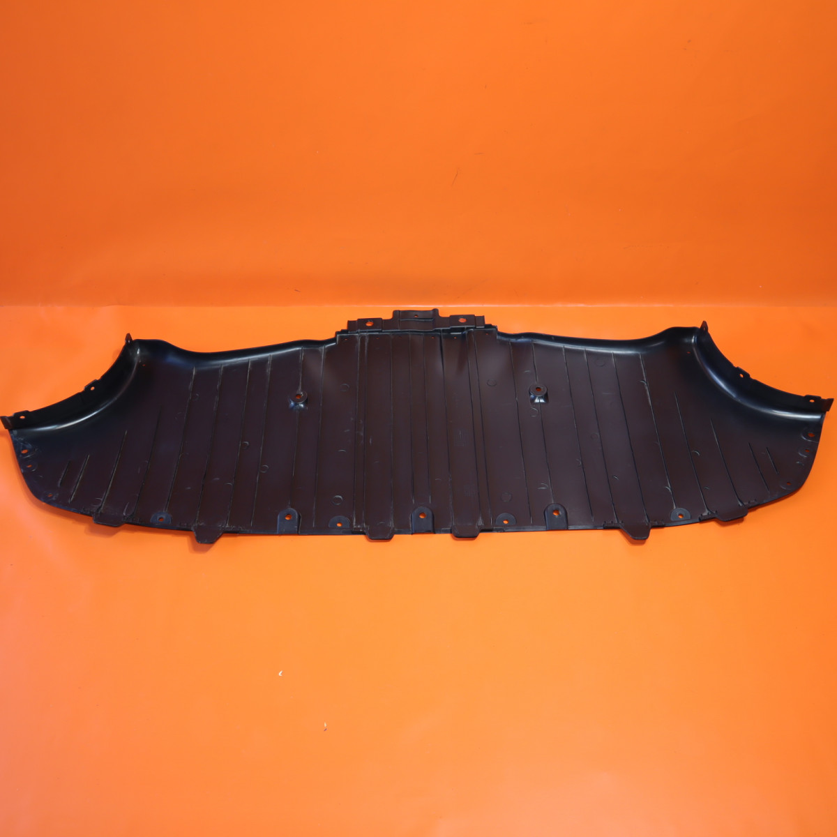 TESLA MODEL S PLAID REAR LOWER VALANCE 2021 2022 2023 1638051-00-A OEM