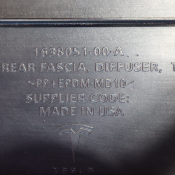 TESLA MODEL S PLAID REAR LOWER VALANCE 2021 2022 2023 1638051-00-A OEM