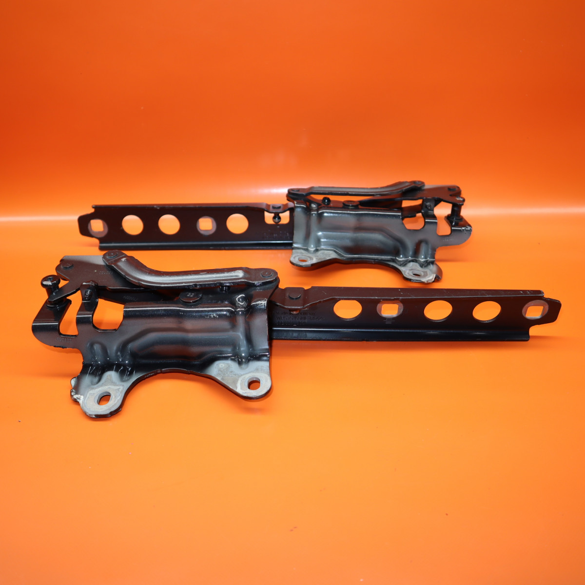 PORSCHE MACAN HOOD HINGE LEFT RIGHT 2016 2017 2018 19 2020 2021 2022 ...