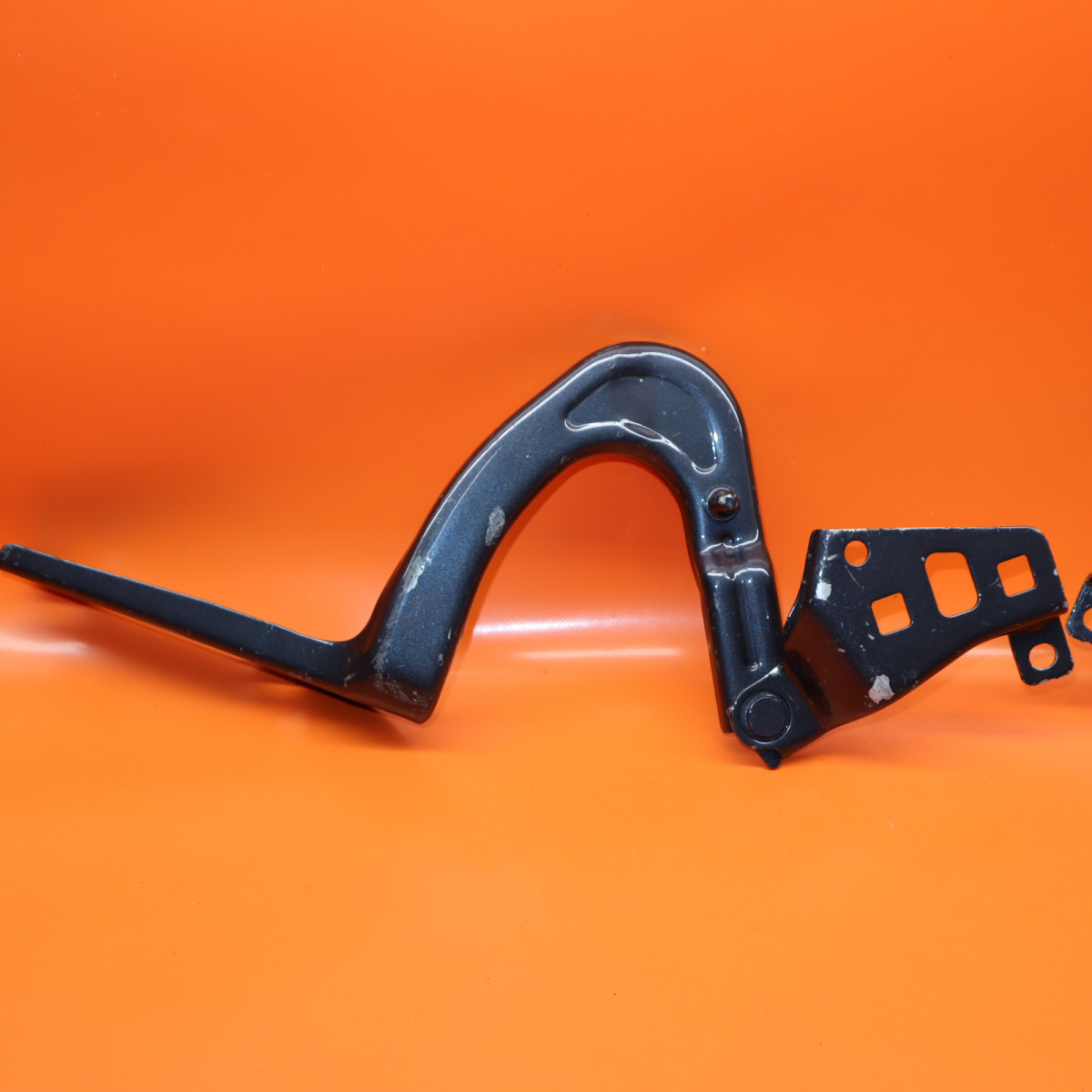 TESLA MODEL Y HOOD HINGE LEFT RIGHT 2020 2021 2022 2023 1496268-00-C OEM