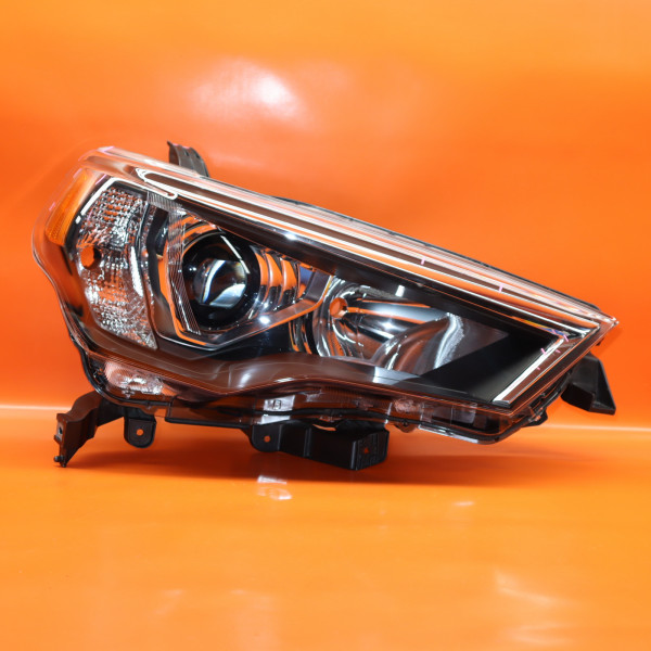 TOYOTA 4RUNNER HEADLIGHT RIGHT PASSENGER 2014 2015 2016 2017 2018 2019 OEM