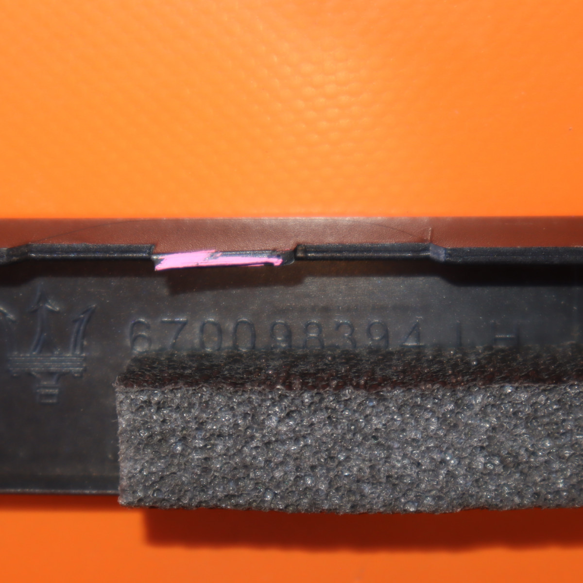 MASERATI LEVANTE ROOF MOLDING LEFT RIGHT 2017 2018 2019 2020 670098394 OEM