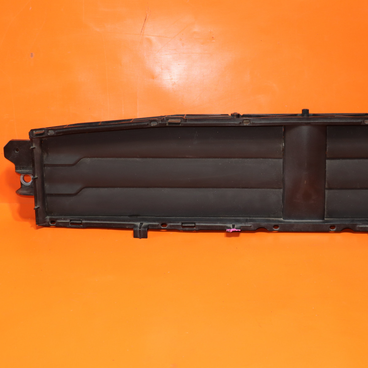 PORSCHE MACAN AIR DUCT ACTIVE LOUVER SHUTTER 2017 2018 2019 2020 95B121635G OEM