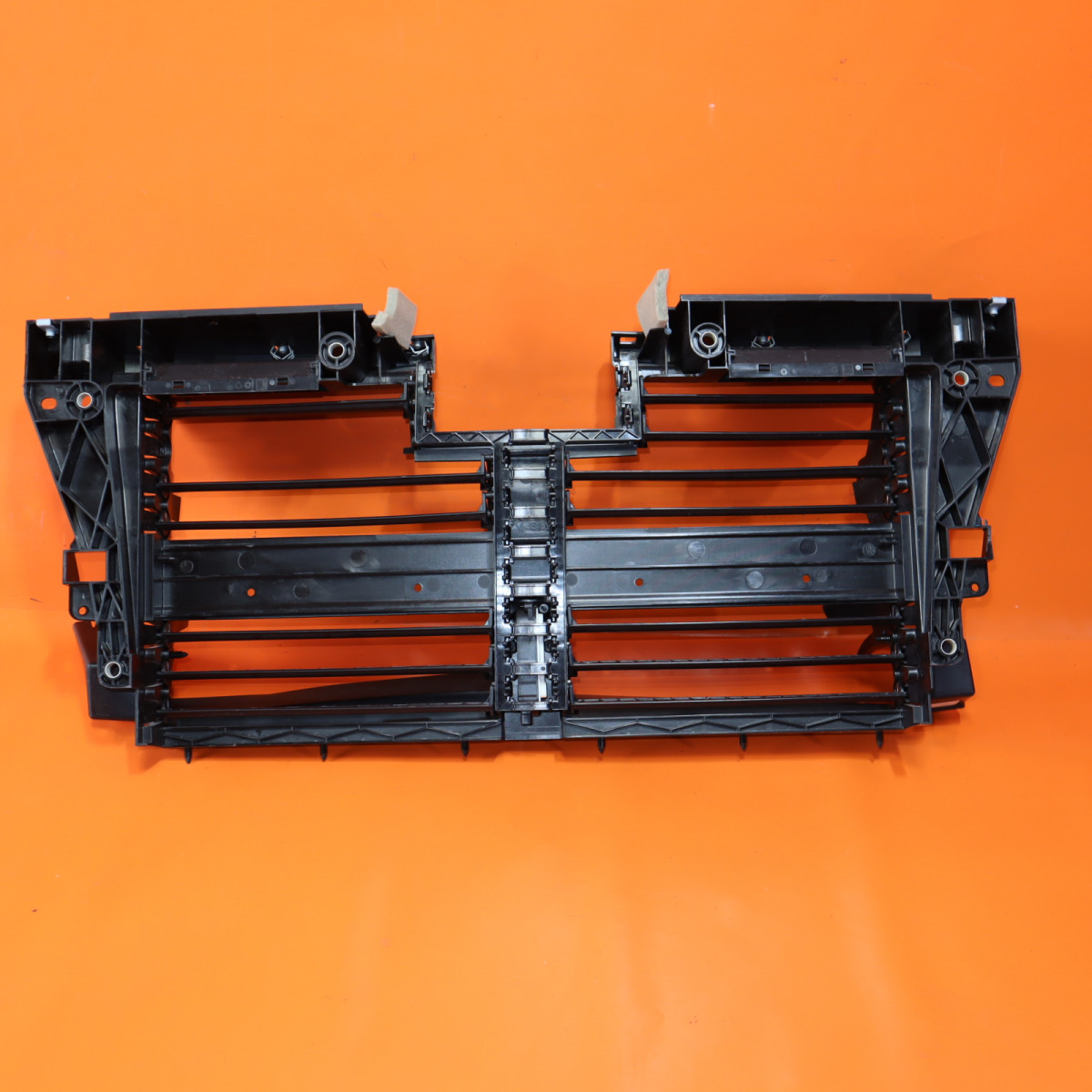 JEEP GRAND CHEROKEE GRILLE SHUTTER 2021 2022 68370525AC OEM