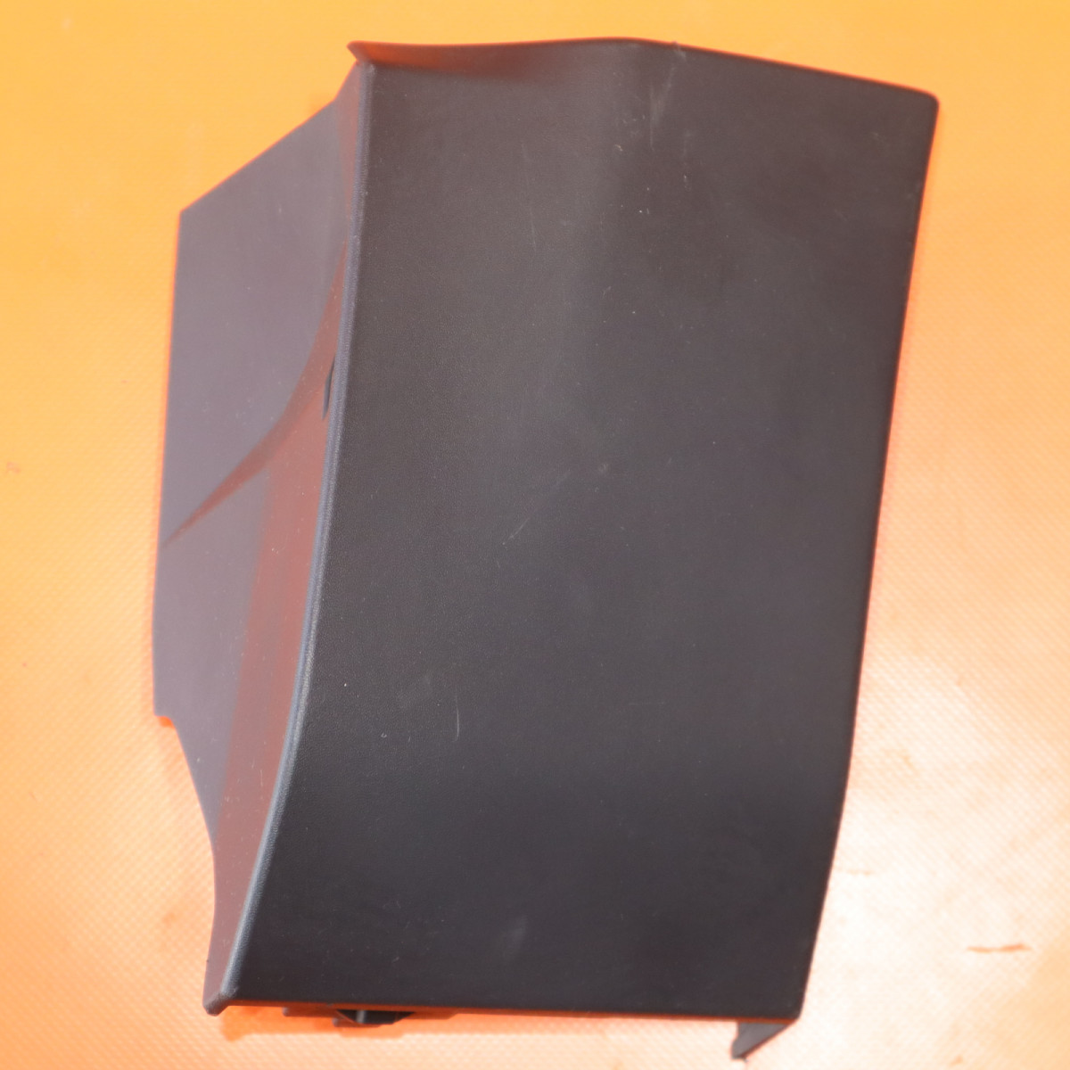 RANGE ROVER EVOQUE FENDER MOLDING RIGHT 2015 2016 2017 2018 2019 BJ32 ...