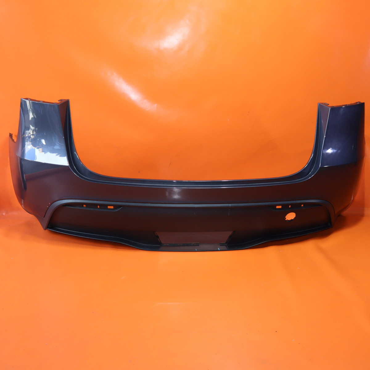 TESLA MODEL Y REAR BUMPER 2023 2024 1493735-TX-A NON SENSOR TYPE OEM