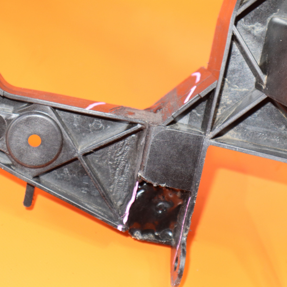 MERCEDES GLB250 RADIATOR SUPPORT UPPER 2020 2021 2022 A2476209800 OEM