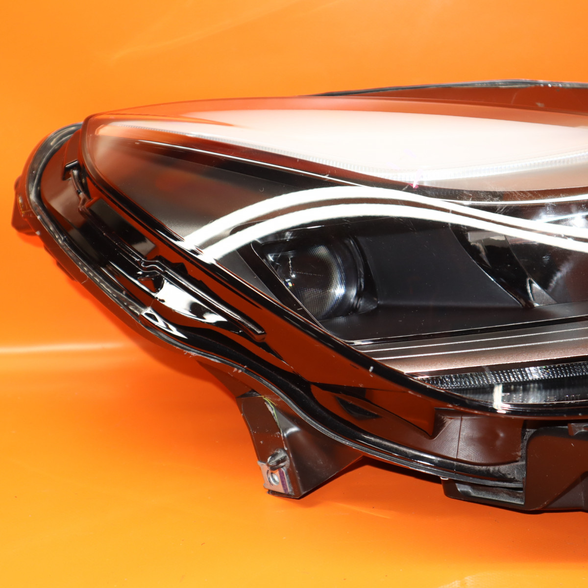 TESLA MODEL 3 HEADLIGHT RIGHT PASSENGER 2021 2022 2023 LED 1514953-00-C OEM