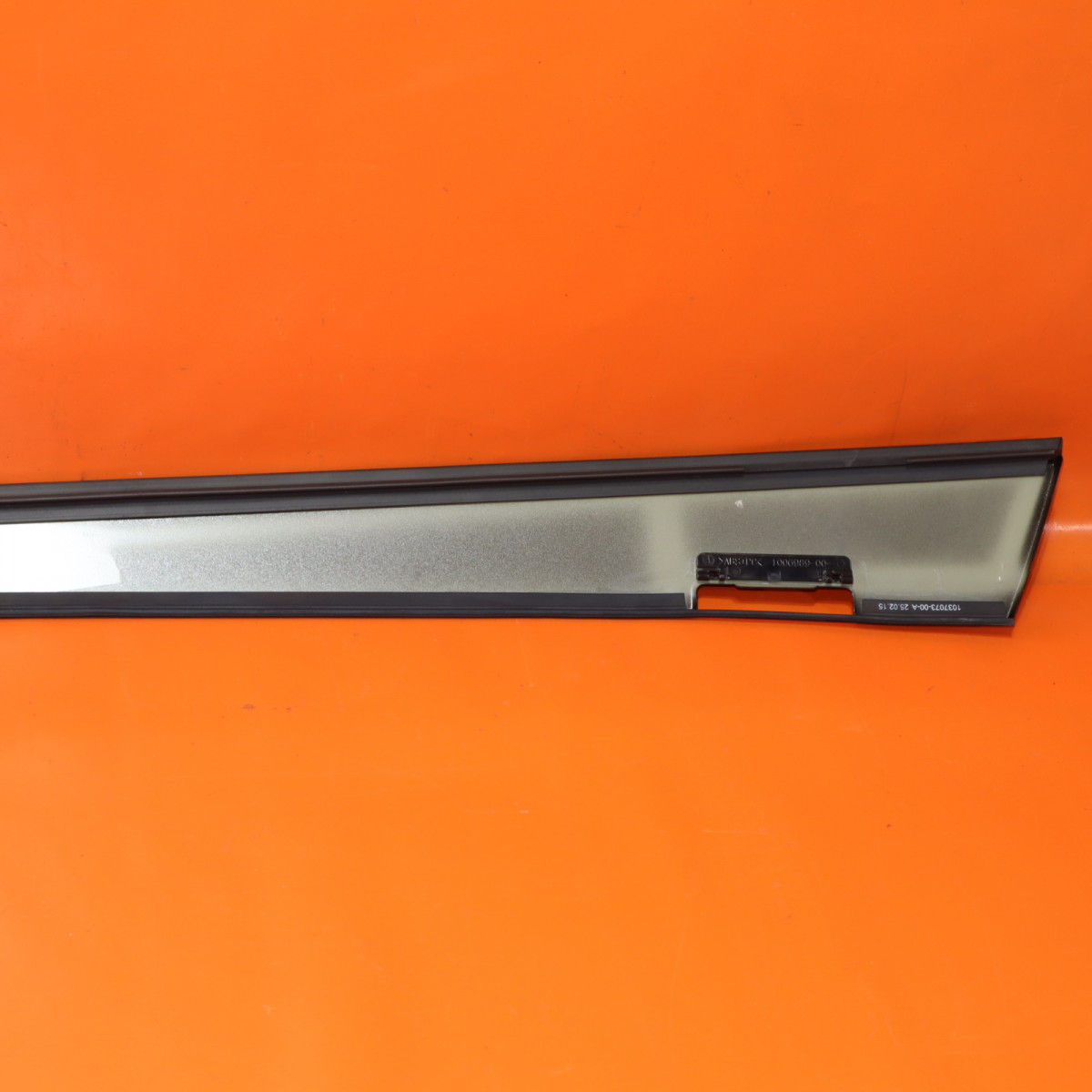 TESLA MODEL S ROOF APPLIQUE MOLDING LEFT 2012 2013 2014 2015 1037069-00 ...