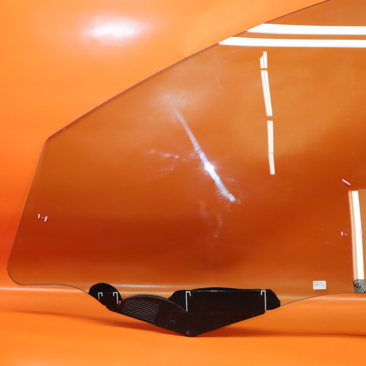 TESLA MODEL Y DOOR GLASS LEFT FRONT 2020 2021 2022 2023 43R-014955 OEM