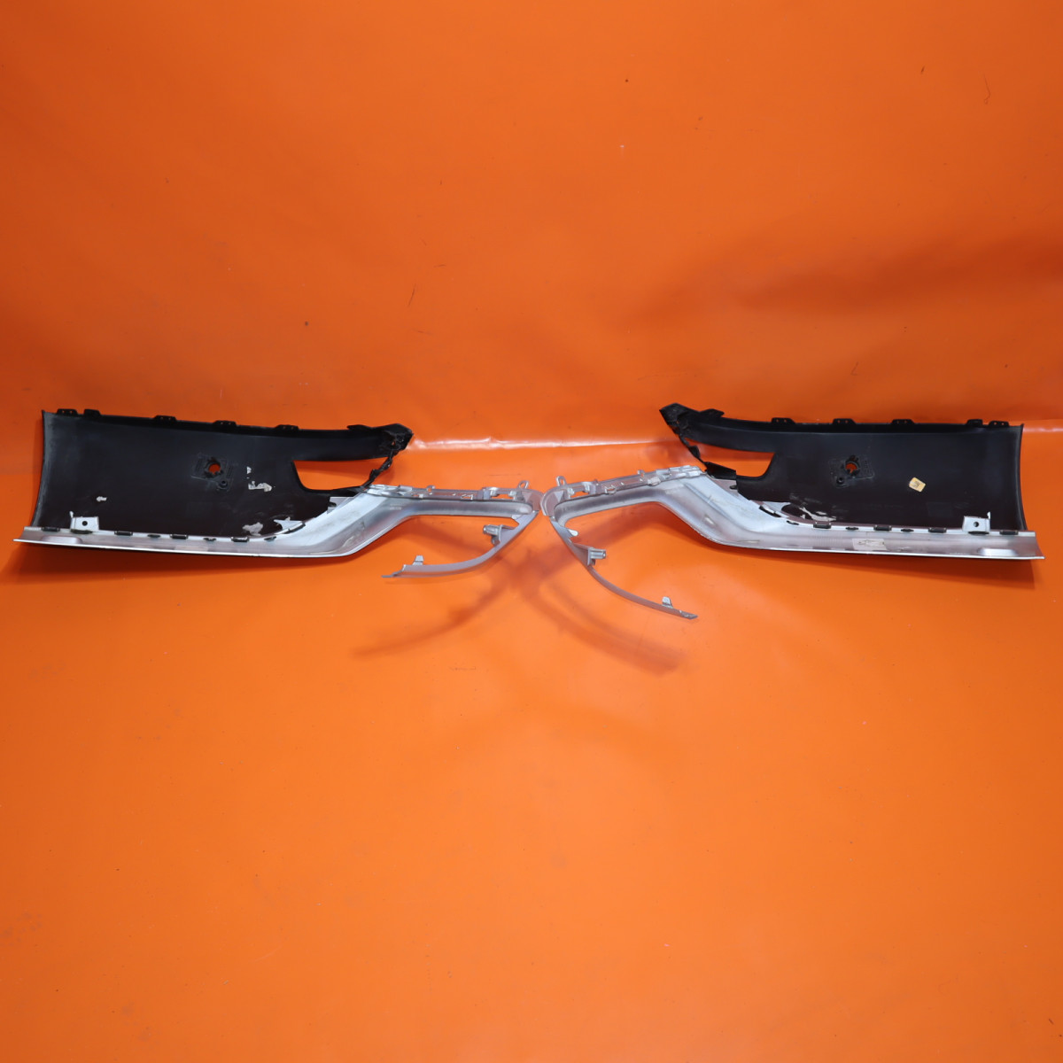 RANGE ROVER SPORT REAR BUMPER TRIM L/R 2018 2019 2020 2021 2022 L494 ...