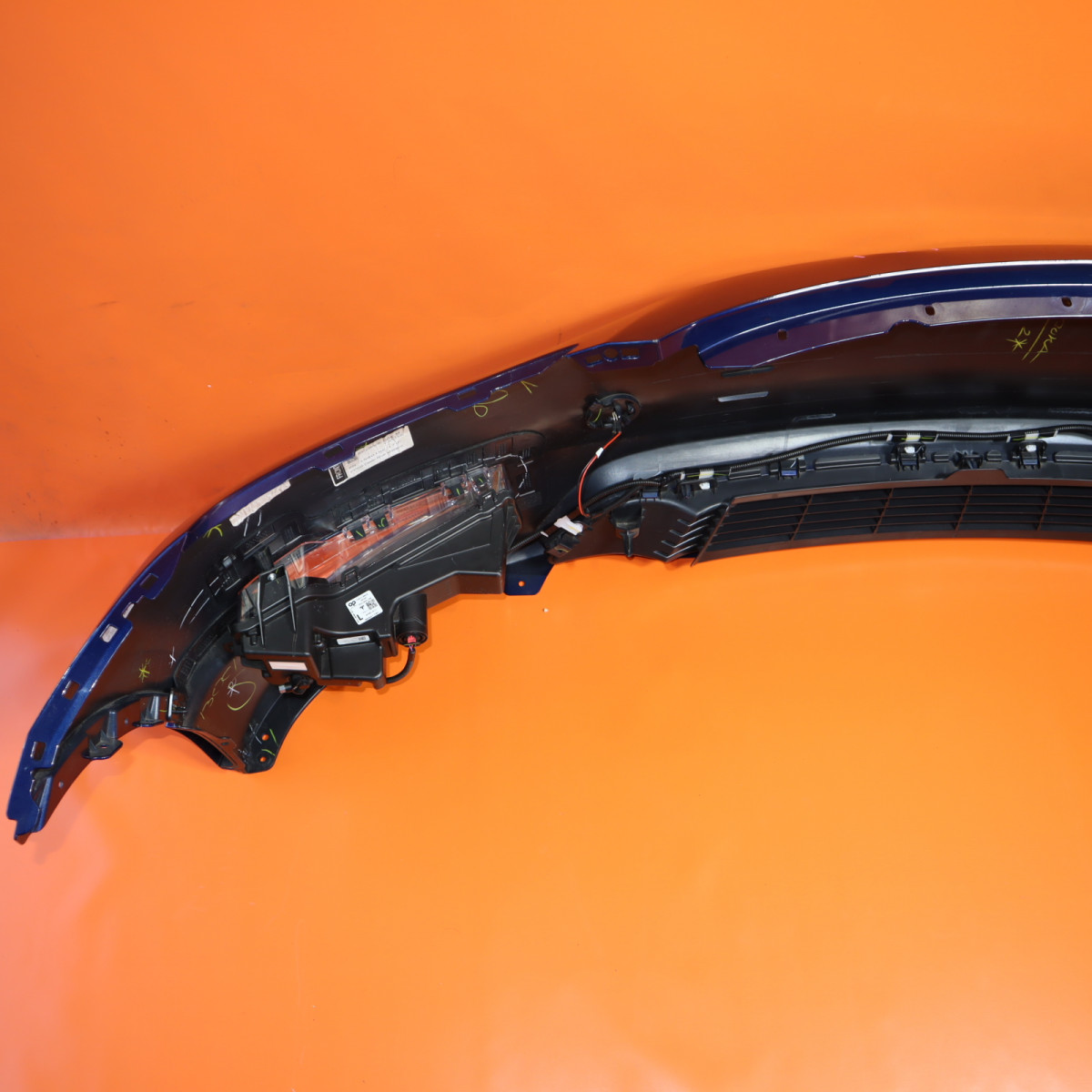 TESLA MODEL Y FRONT BUMPER 2023 2024 1493745-00-A NON SENSOR OEM