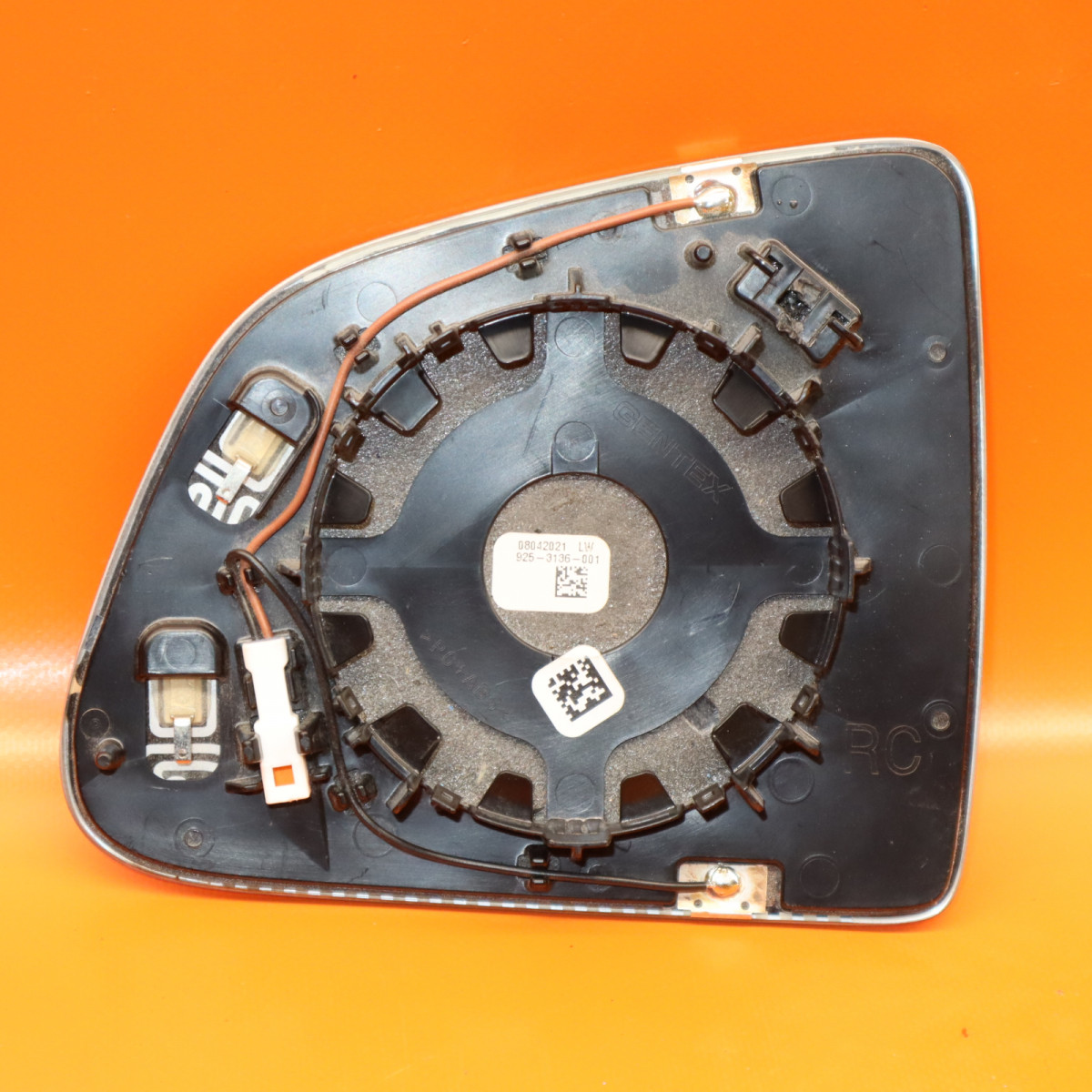 TESLA MODEL Y MIRROR GLASS RIGHT PASSENGER 2020 2021 2022 2023 925-3136 ...