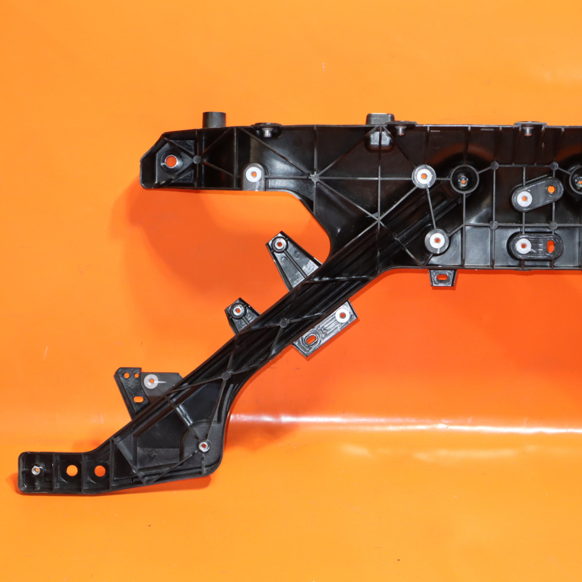 TESLA MODEL Y RADIATOR SUPPORT 2020 2021 2022 2023 CARRIER 1495245-00-C OEM