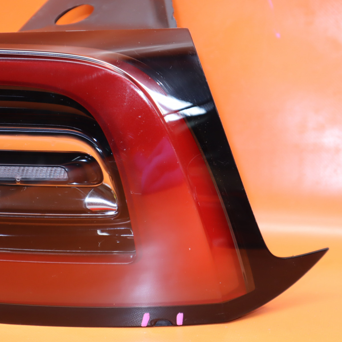 TESLA MODEL Y TAIL LIGHT RIGHT 2020 2021 2022 2023 LED 1502087-00-D OEM