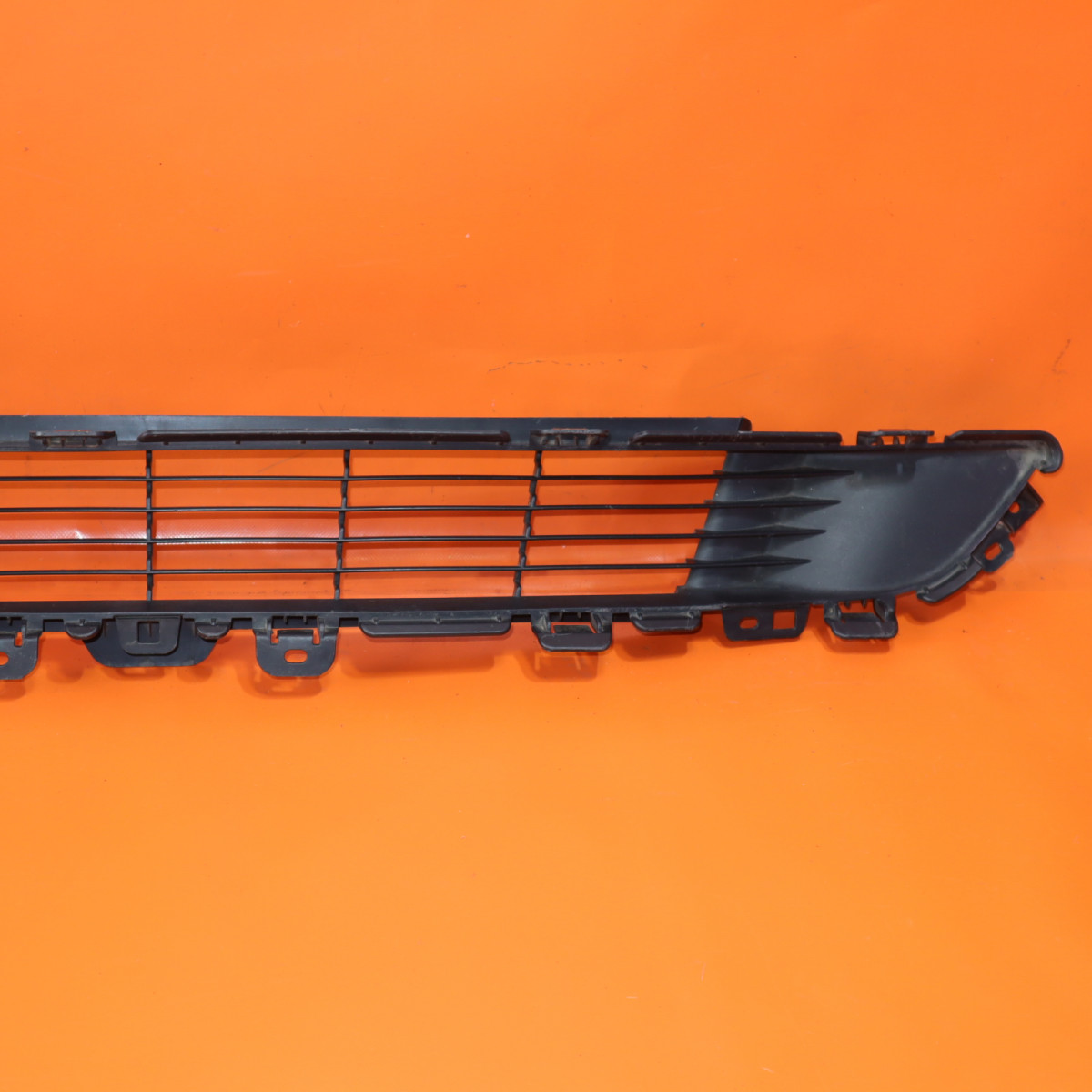 TESLA MODEL Y GRILLE FRONT CENTER LOWER 2020 2021 2022 2023 1493759-00 ...