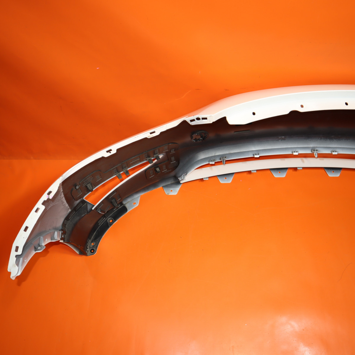 TESLA MODEL Y FRONT BUMPER SHIELD 2023 2024 1493745-00-A NON SENSOR OEM