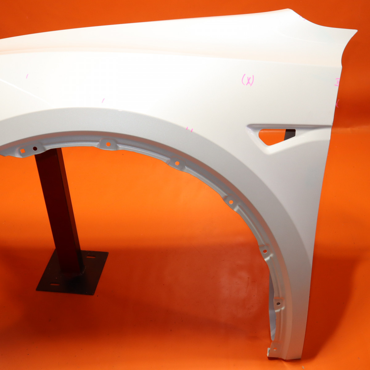 TESLA MODEL Y FENDER LEFT DRIVER 2020 2021 2022 2023 1493451-E0-B OEM