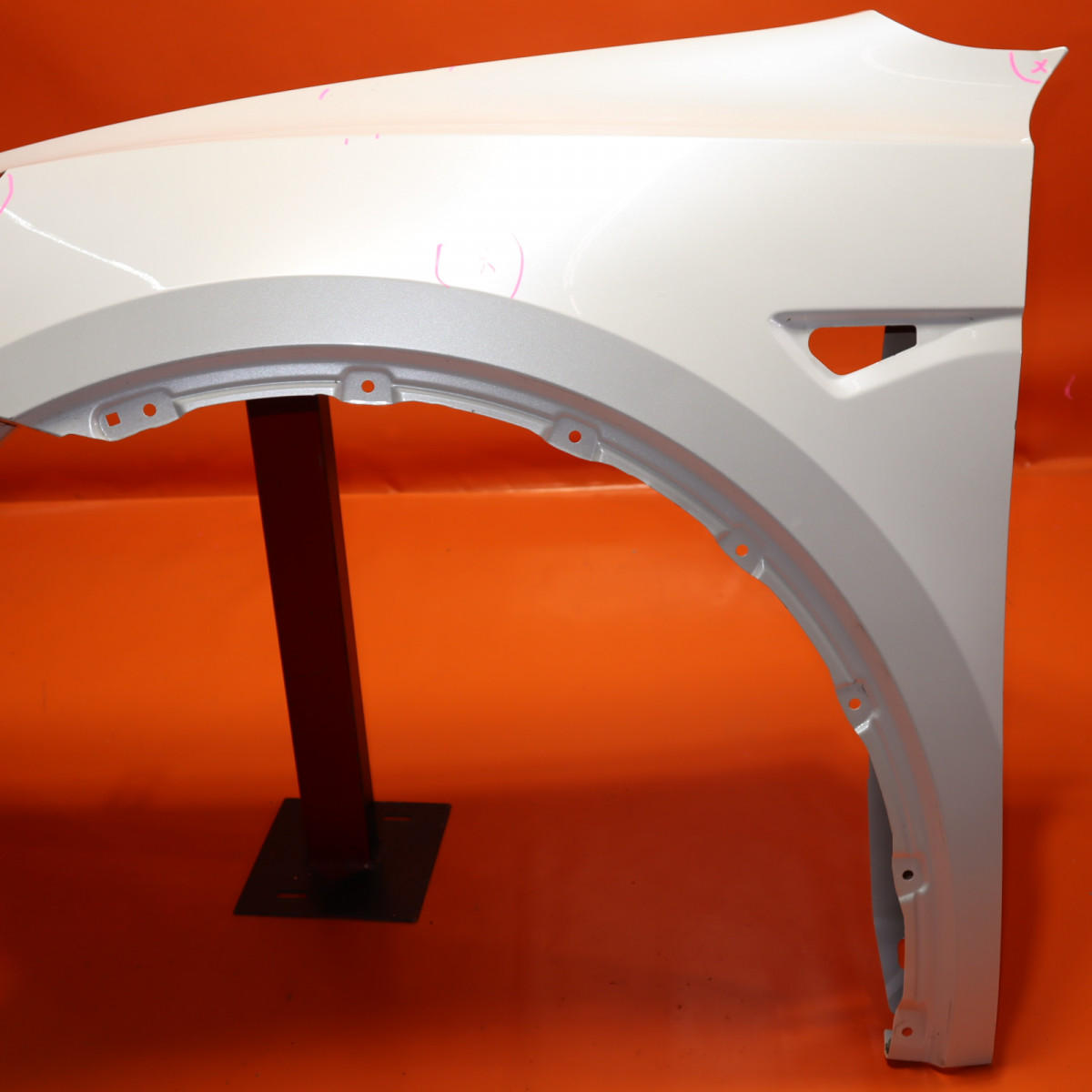 TESLA MODEL Y FENDER LEFT DRIVER 2020 2021 2022 2023 1493451-E0-B OEM