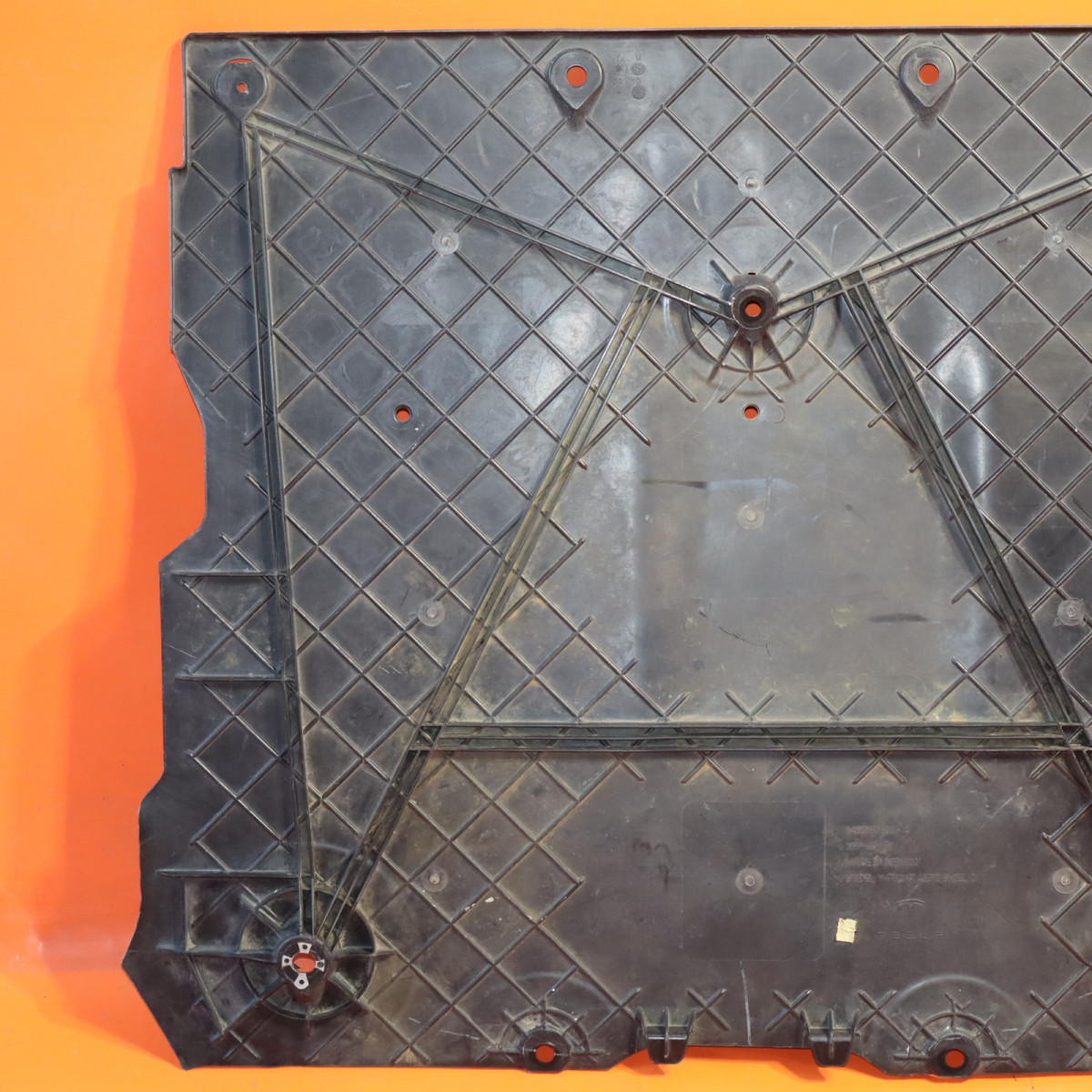 TESLA MODEL Y AERO SHIELD FRONT 2020 2021 2022 2023 16227410-00-B OEM