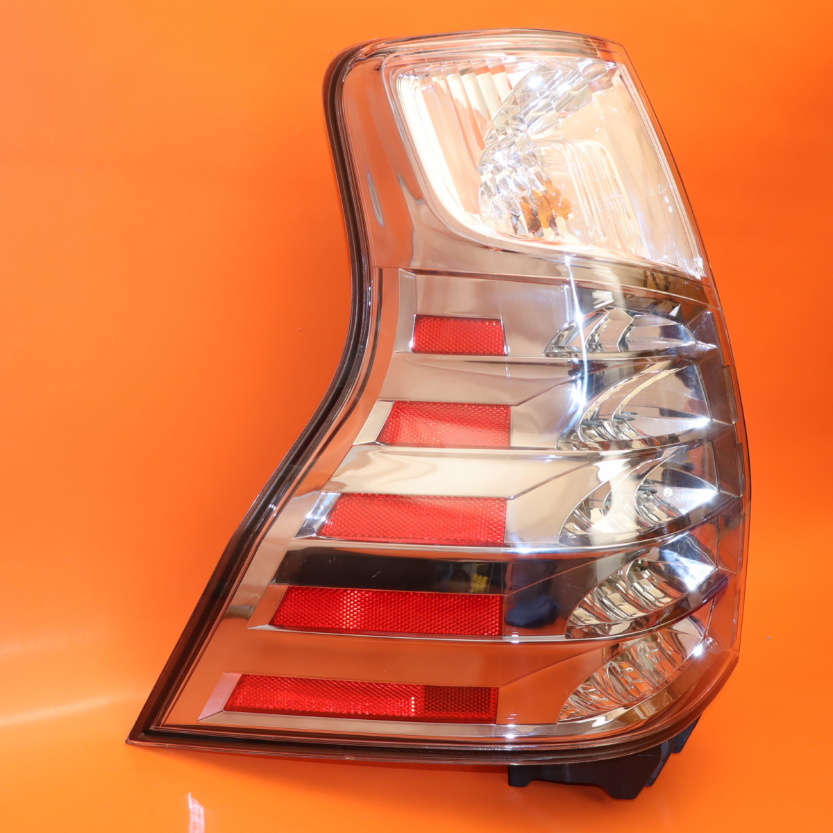 LEXUS GX460 TAIL LIGHT LEFT DRIVER 2015 2016 2017 2018 2019 2020 2021 ...