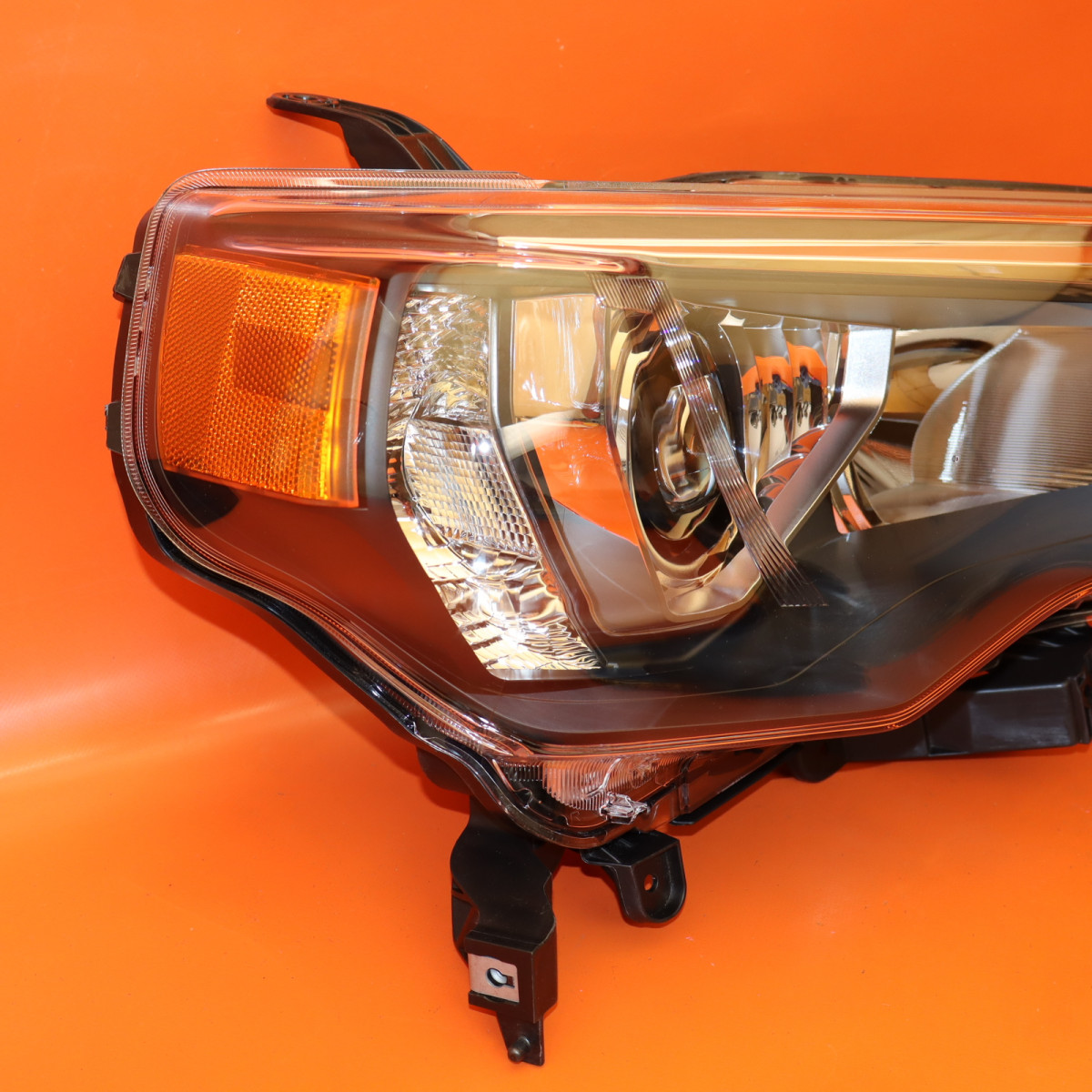 TOYOTA 4RUNNER HEADLIGHT RIGHT PASSENGER 2021 2022 2023 2024 HALOGEN ...